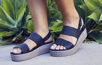 Купить сандалии Кроксы (Crocs): цена, отзывы, описание моделей | crocs ...